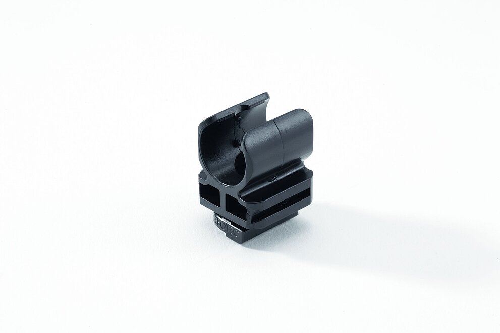 HEBOTEC: M12-connector clip for C11-rails