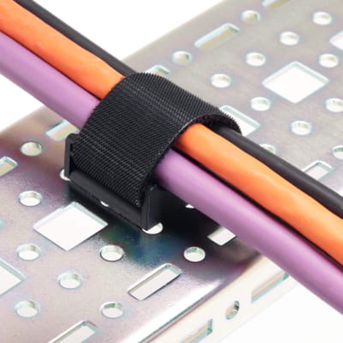 HEBOTEC: EMC patch panel for industrial environment